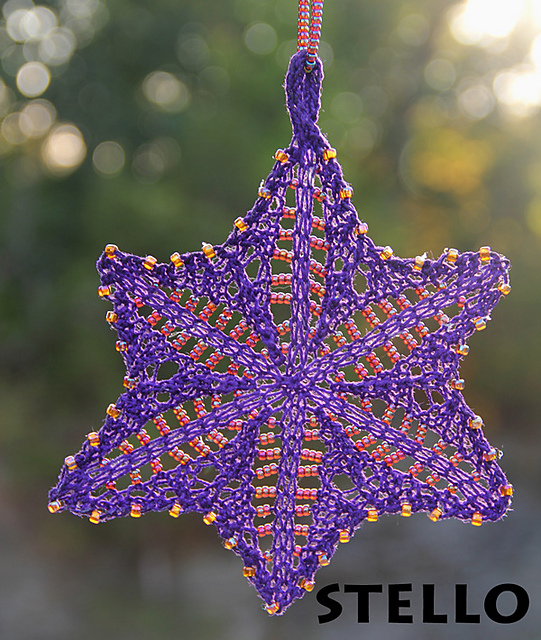 Ravelry: Stello pattern by Laura Nelkin