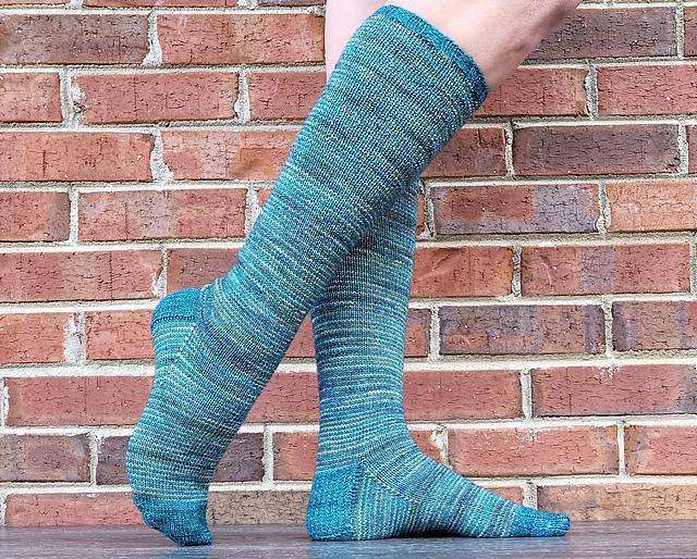 Ravelry: Alice's Knee-High Striped Helix Socks pattern by Laura Bain
