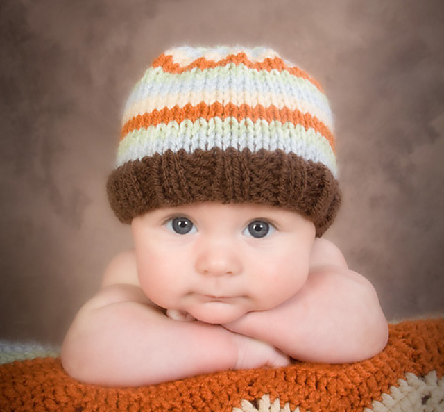 Ravelry: Simple Stripes Baby Hat pattern by Laura Bain