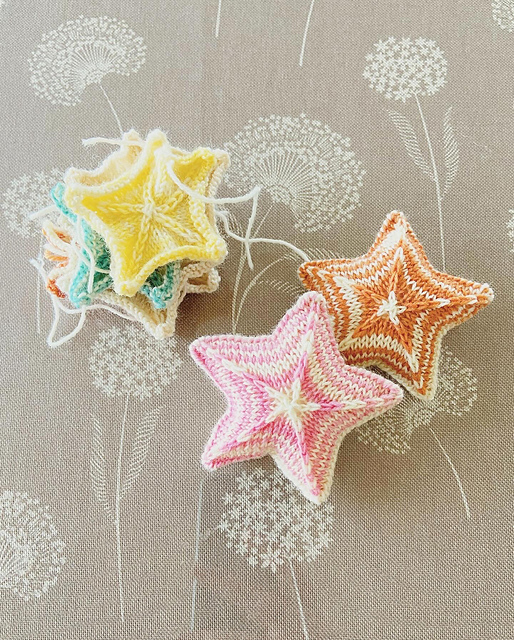 Ravelry: Stellula pattern by Laura Aurelia Gregor