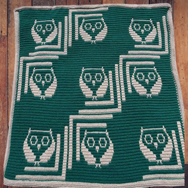 Ravelry: Log Cabin Owl Mosaic Quilt pattern by Lynette Kosar