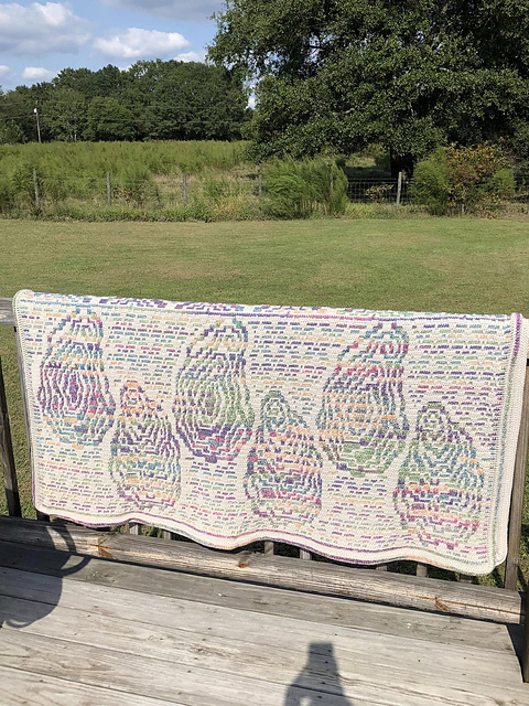 Ravelry: Otis Oyster Mosaic pattern by Lynette Kosar