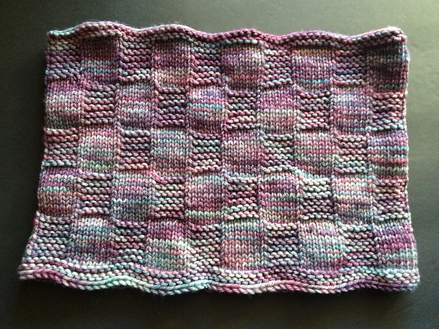 Ravelry: Basic Basket Weave Cowl pattern by Lavish Craft