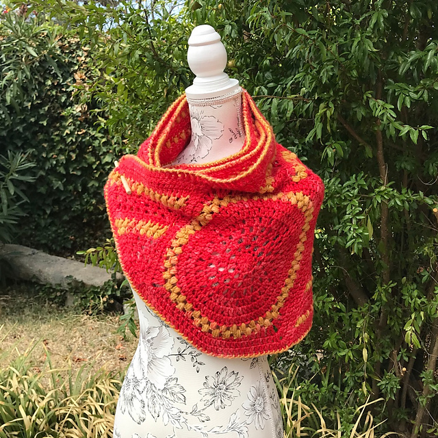 Ravelry: Sienna pattern by Claire Crouzet