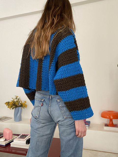 Ravelry: Pop Corn Sweater Wmn pattern by LE PULL