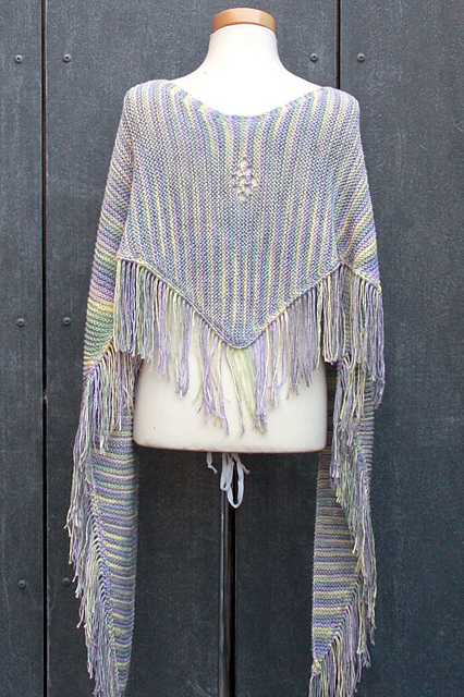 Ravelry: Fladder pattern by Dutch Knitting Design