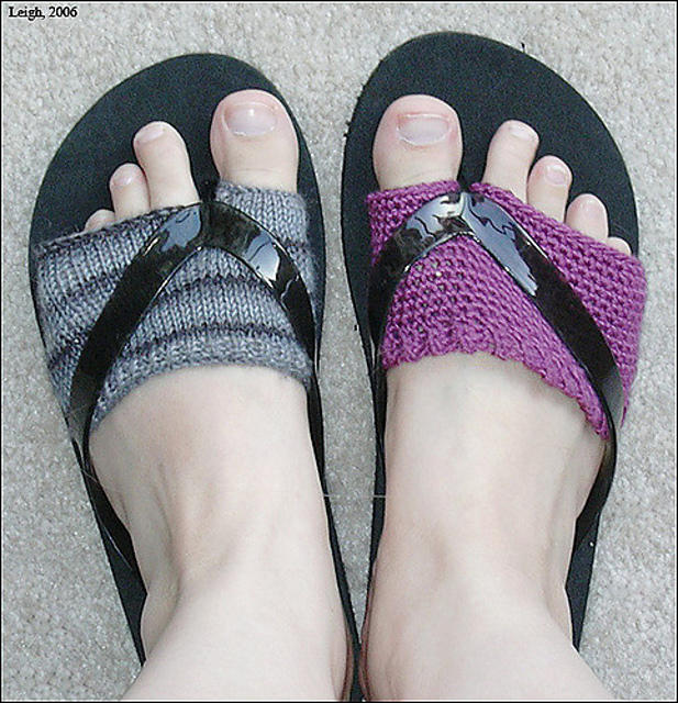Ravelry: Flip Flop Socks pattern by Leigh Manson-Brown