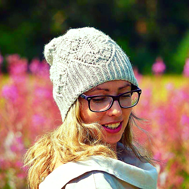 Ravelry: No Name Hat pattern by Raina K