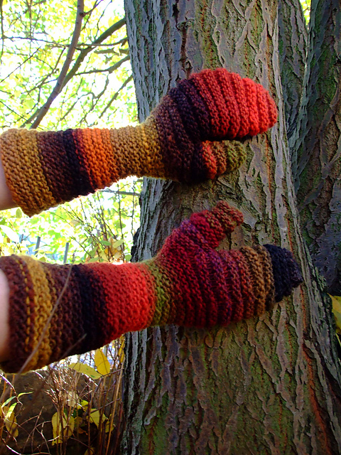 Ravelry: Tribal Mitts pattern by Michelle Moyle