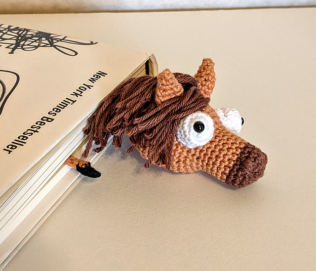 Ravelry: Silly Squashed Horse Bookmark pattern by Whitney Lemme
