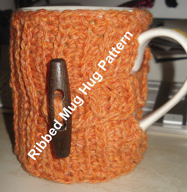 Ravelry: Ribbed Mug Hug pattern by Lisa Hafey
