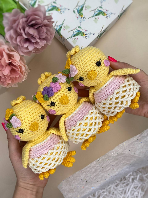 Ravelry: Easter chick crochet pattern by Lena Mart