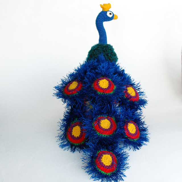 Ravelry: Amigurumi bird. Royal Peacock pattern by Elena Pichugina