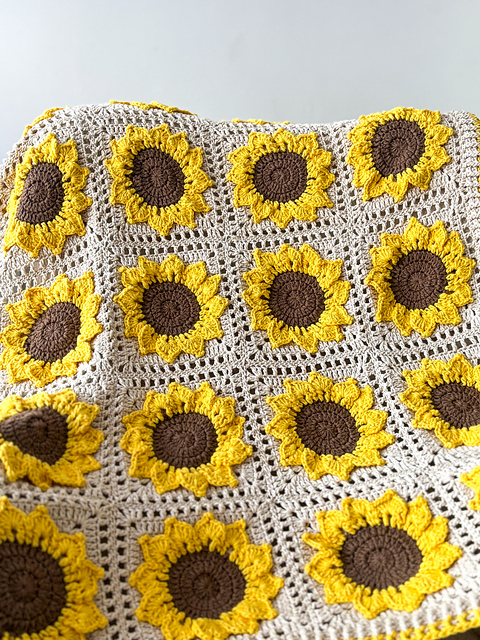 Ravelry: Sunny Days Blanket pattern by Leonela Cevallos