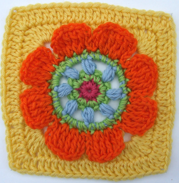 Ravelry: Cartwheel Flower pattern by Leonie Morgan