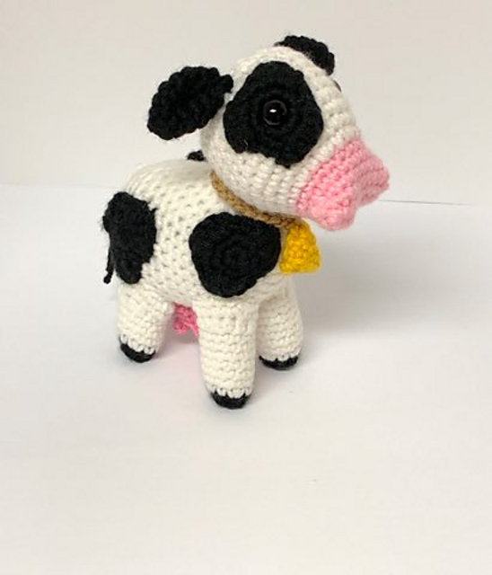 Ravelry: Dairy Cow pattern by Brittany Ford