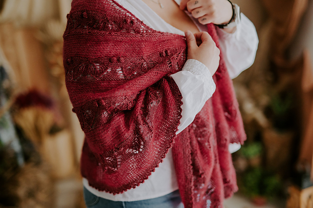 Ravelry: Evenrose pattern by Justyna Lorkowska