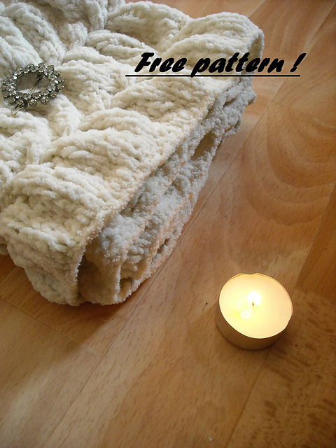 Ravelry: Chantilly pattern by Mélina Hami