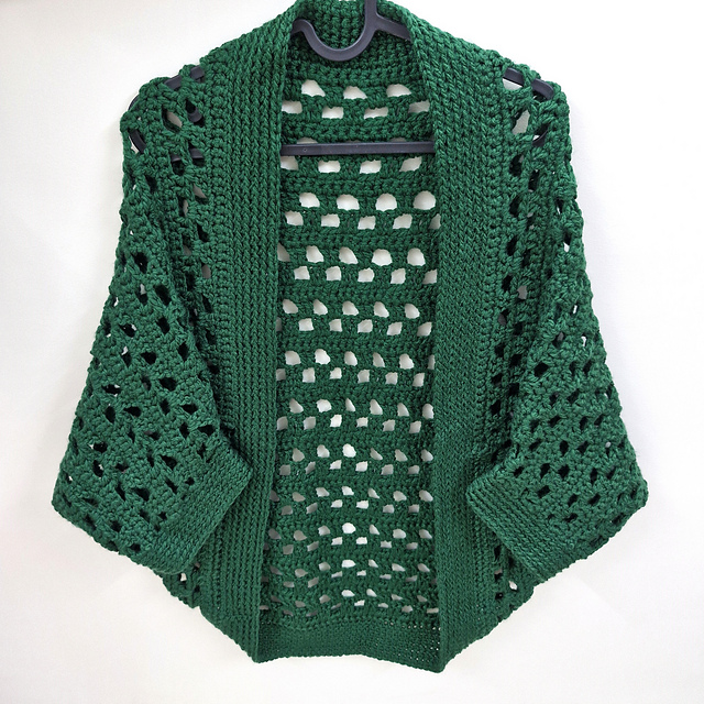 Ravelry: Forest Leaves Cocoon Shrug pattern by Akita Daga