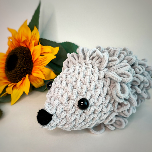 Ravelry: Chunky hedgehog pattern by Lexie Warren