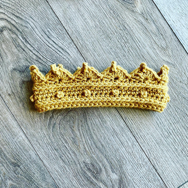 Ravelry: Prince/Princess Crown pattern by Castle Of Cozy