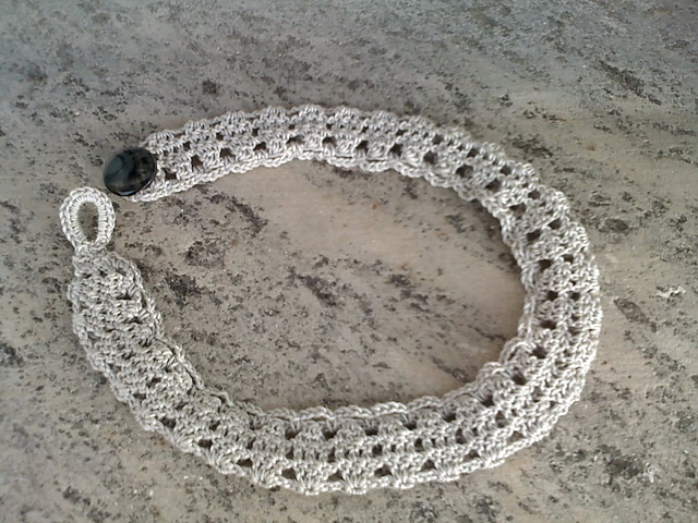 Ravelry: Folded lace necklace pattern by Lia Govers