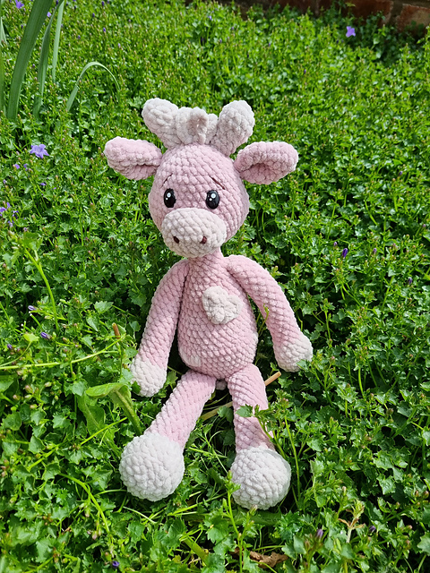 Ravelry: Penelope Giraffe pattern by Lianne Thomas-Mccormick