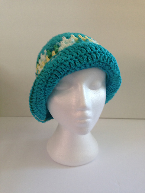 Ravelry: Beach Bummer Summer Hat pattern by Lickity Stitch