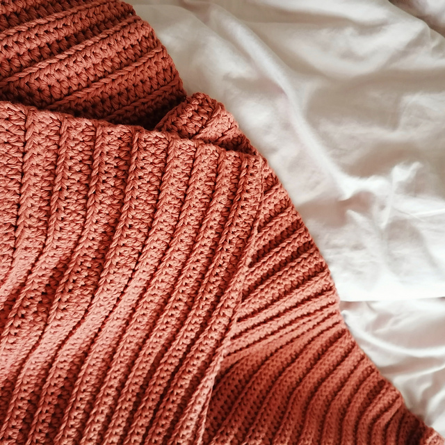 Ravelry: Ribbeldeken pattern by Lieke Liebel