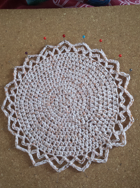 Ravelry: Pretty Doily pattern by Yarn-Nook