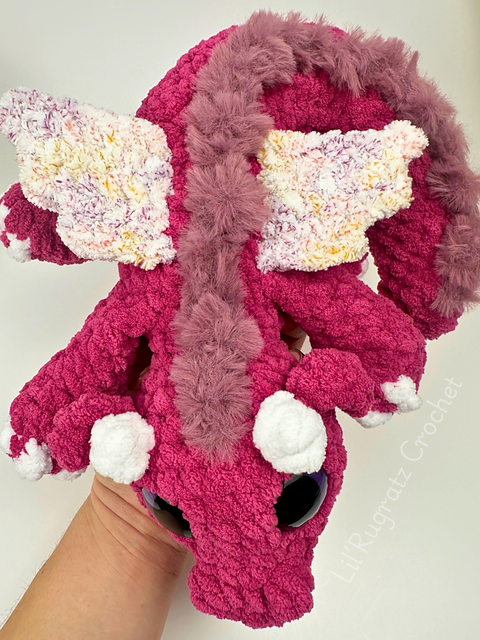 Ravelry: Curvy Draco pattern by Shannon Spain
