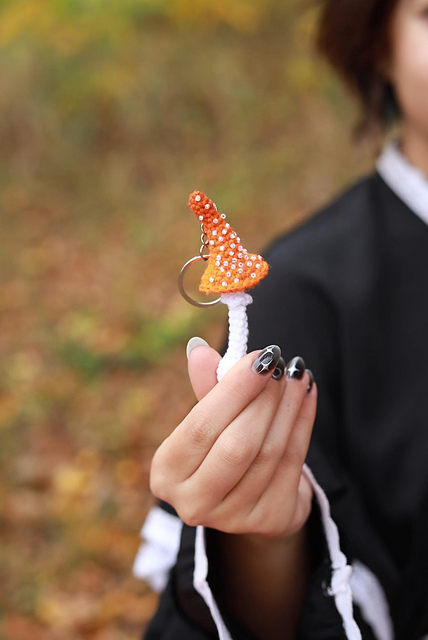 Ravelry: AMANITA keychain pattern by Lilia Levchuk