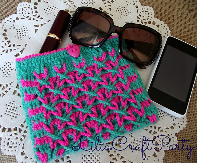 Ravelry: Fiona Purse pattern by Lilia Vanini