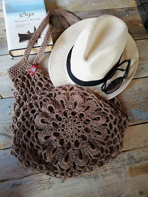 Ravelry: The Little Big Market Bag pattern by Marianne Sinclair