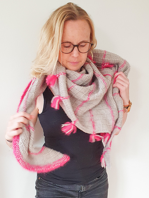 Ravelry: Venice Shawl pattern by Astrid Agustsson