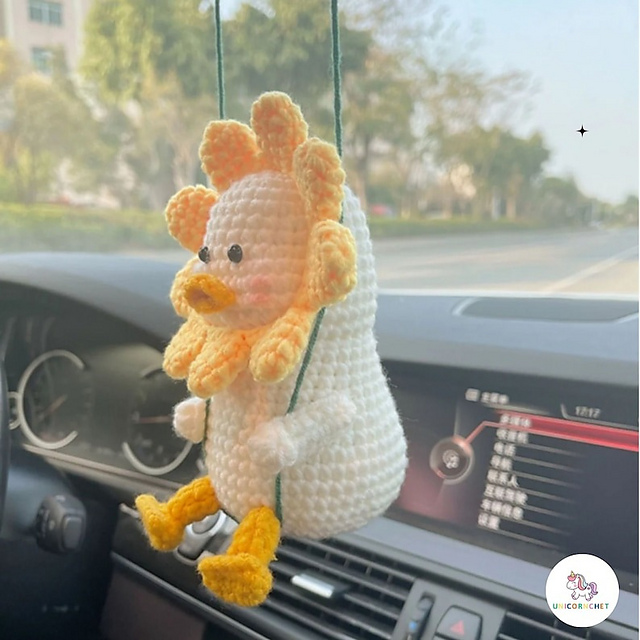 Ravelry: Duck Car Hanging pattern by Emily Dang