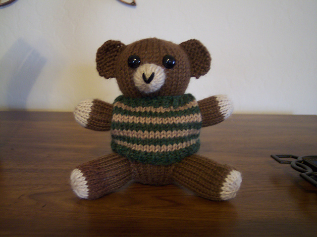 Ravelry: Three Little Bears pattern by Yvonne Boucher