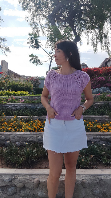 Ravelry: Flavia Top pattern by Karlyn Rolas
