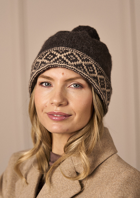 Ravelry: Solstice Hat pattern by Anna Hull