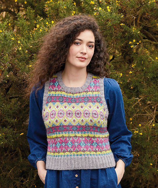 Ravelry: Bramley pattern by Lisa Richardson