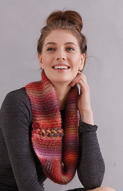 Ravelry: 151 Cowl pattern by Patons UK