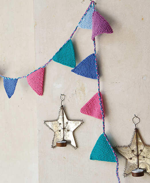Ravelry: 1707 Bunting pattern by Patons UK