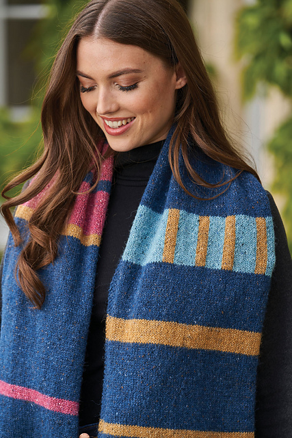 Ravelry: Winter Field Scarf pattern by Dee Hardwicke