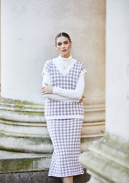 Ravelry: Bella pattern by Quail Studio