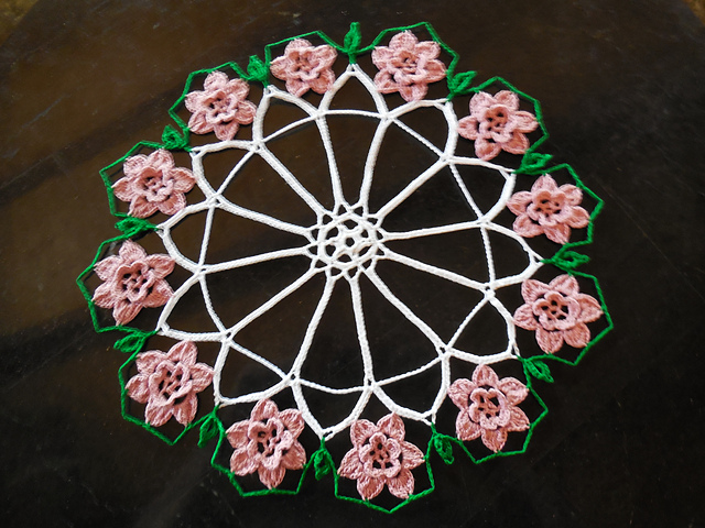 Ravelry: Rose Window pattern by Elizabeth Hiddleson