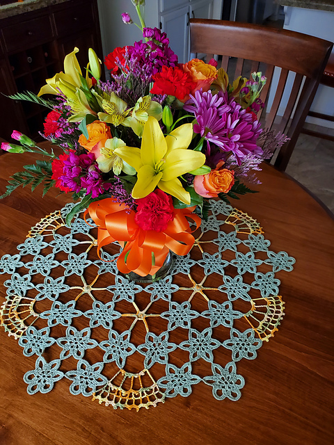 Ravelry: Metallic Doily pattern by Elizabeth Hiddleson