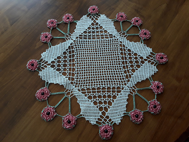 Ravelry: Ranunculus Doily pattern by Elizabeth Hiddleson