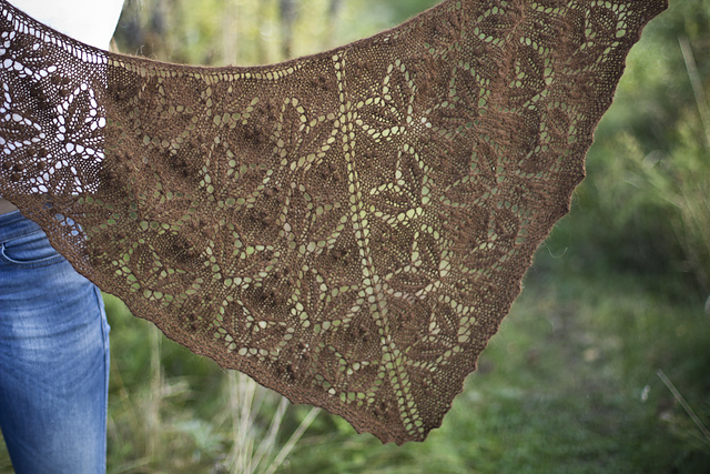 Ravelry: Peaberry pattern by Linnea Ornstein