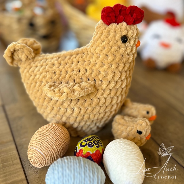 Ravelry: Mama Crochet Chicken pattern by LisaAuch Crochet