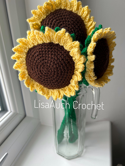 Ravelry: Sunflower 3D pattern by LisaAuch Crochet